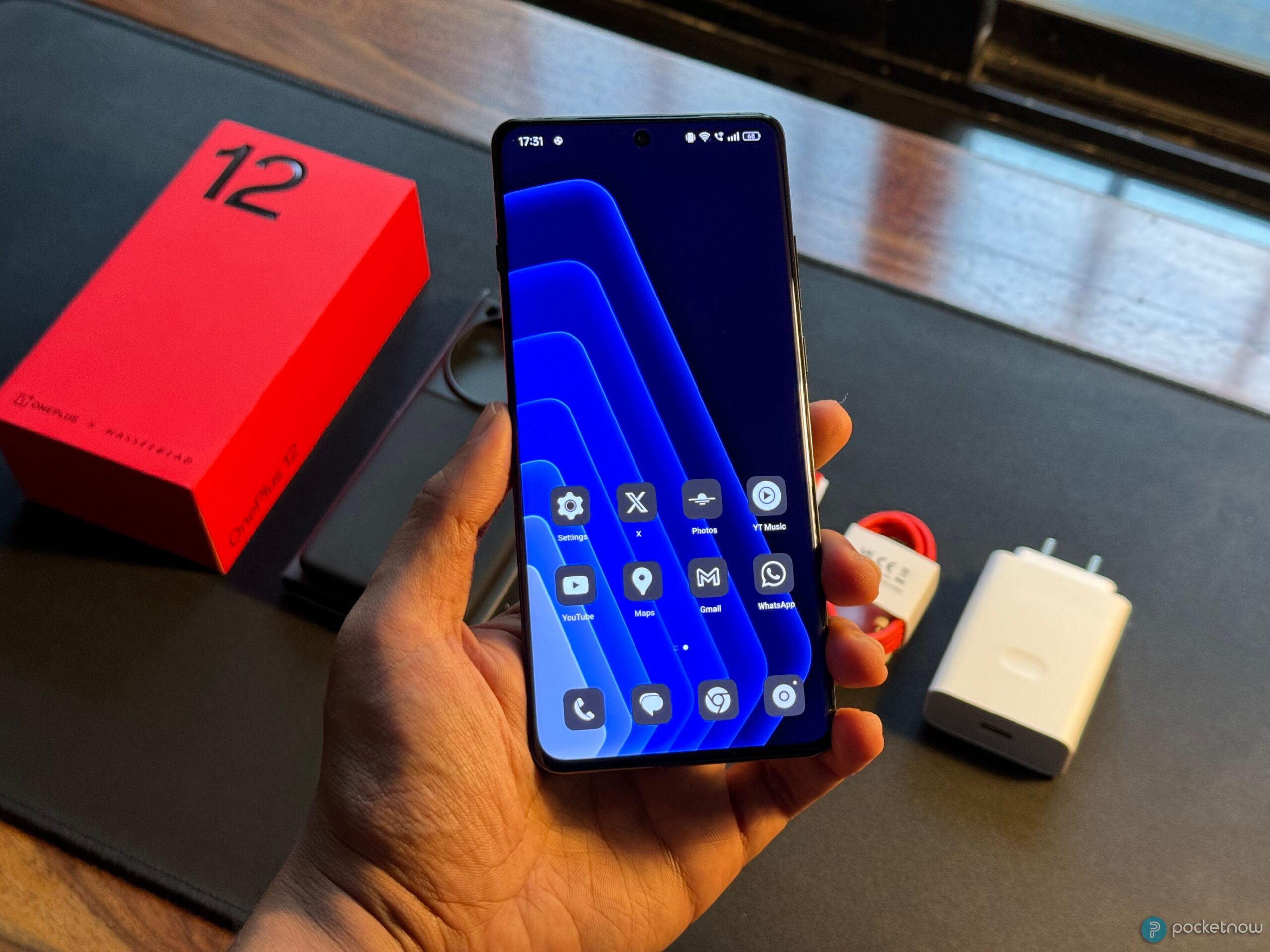 OnePlus 12 Unboxing and First Impressions – EDC News and Reviews